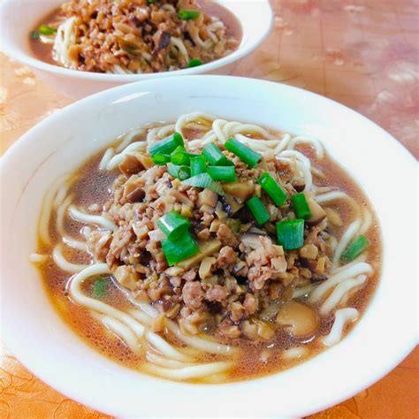 【万能的香菇肉酱之香菇肉酱面的做法步骤图】林度度下厨房