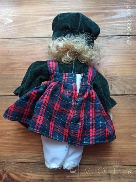 Фарфорова рідкісна вінтажна лялька із Німеччини Violity