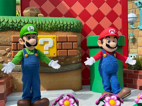 THE HIGHLY ANTICIPATED DONKEY KONG COUNTRY EXPANSION IN SUPER NINTENDO