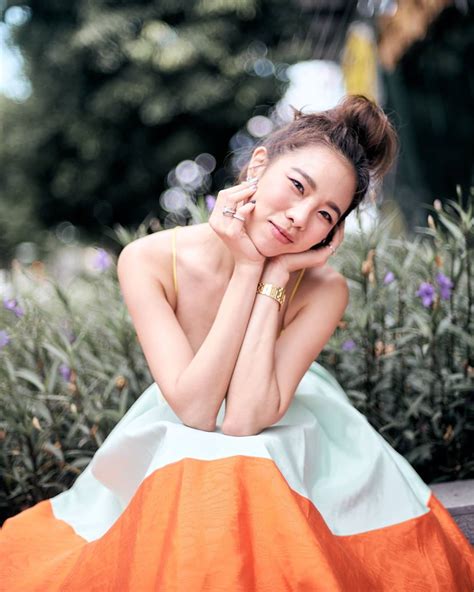 คริส หอวัง ถ่ายบิกินี่เผ็ดไฟลุก ช่วงล่างซีทรู แซ่บเบอร์แรงเห็นแล้วตาค้าง