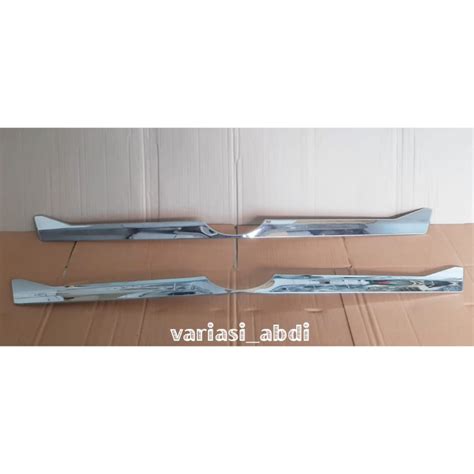 Jual LIST GARNISH TRUNKLID BAGASI BELAKANG TOYOTA CALYA DAIHATSU SIGRA ORIGINAL Shopee Indonesia