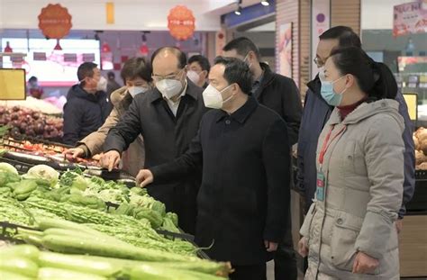 陈昌旭黄兴文在兴义市义龙新区调研检查疫情防控节日保供和平安建设等工作 向坚守岗位的一线干部职工致以澎湃号·媒体澎湃新闻 The Paper