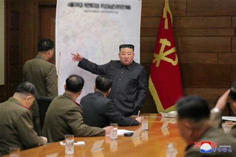 North Korea Fires Two Short Range Ballistic Missiles Au