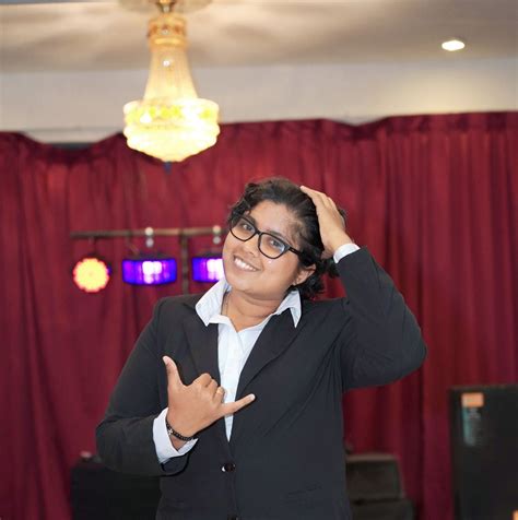 Science වැඩ්ඩෝ මා හැරගිය ඔබ වෙත ලියමි ජීවිතය හරිම පුදුමාකාරයි හිතාගන්නවත් බැරි විදිහට අපි අද