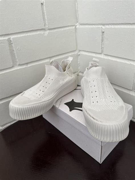 Кеди резинка — ціна 435 грн у каталозі Кеди Купити жіночі речі за доступною ціною на Шафі