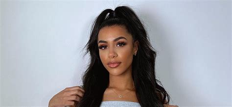 Izzy Fairthorne In Two Piece Dress Says ‘talk To Me Pretty