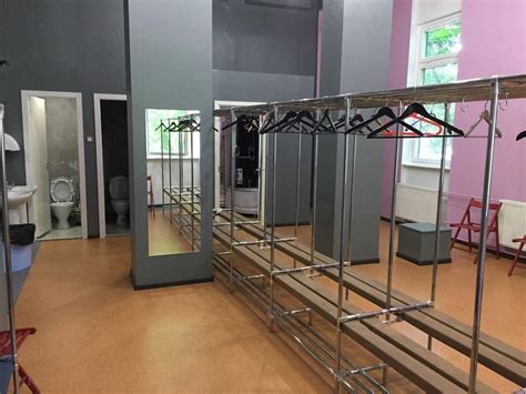 Гардероб в школе: требования СанПиН