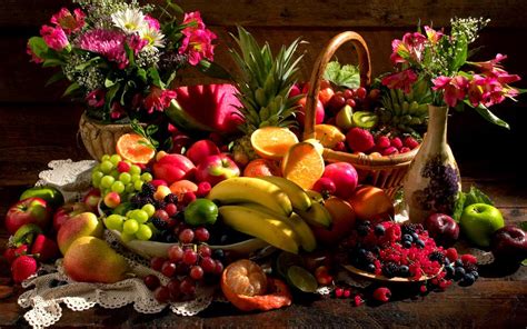 Cleopatra's Boudoir: What are Fruity Floral Fragrances?