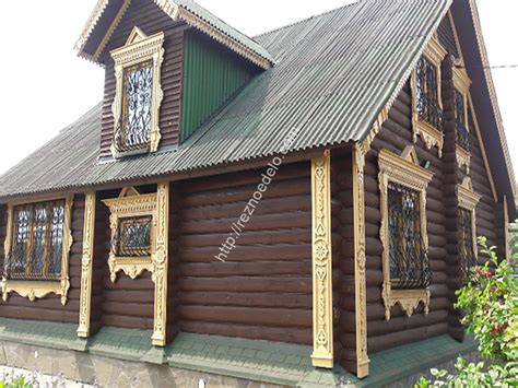 Деревянный резной дом на заказ в Москве