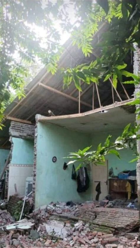 Update Dampak Gempa Darat Batang 240 Rumah Rusak 13 Orang Luka Luka