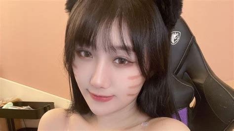 甜美實況主再扮「性感妖狐」！全場低頭狂瞄：真的長大了 新奇 Nownews今日新聞