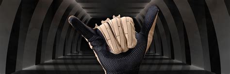 CyberGlove II — CyberGlove Systems LLC