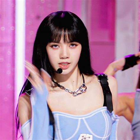 Comeback Stage Lisa Blackpink Shut Down Sbs Inkigayo In 2022
