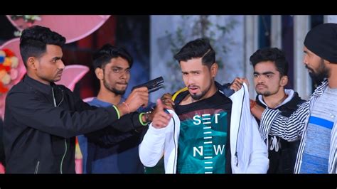 Video Chhotu Shikari का एक और बवाल मचा देने वाला गाना रंगदारी
