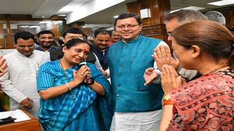 Meet Ritu Khanduri First Women Speaker Of Uttarakhand Assembly