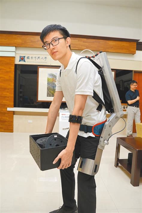 外骨骼機器人 讓你變成大力士 新聞 中國時報