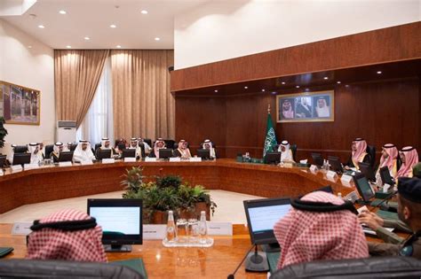 نائب أمير منطقة مكة المكرمة يرأس اجتماع لجنة الحج المركزية أخبار