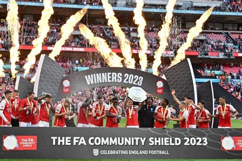 Daftar Juara Community Shield Arsenal Tambah Koleksi Man United Tim