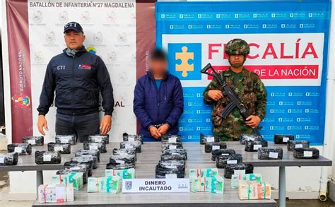 Llevaba mil millones de pesos escondidos en un camión y el Ejército lo