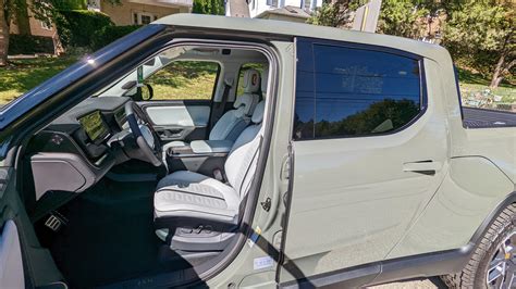 OCEAN COAST Rivian Interior Photos Page 10 Rivian Forum R1T R1S