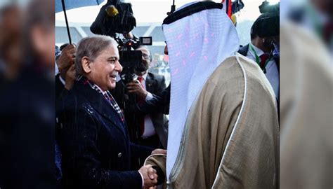 Pakistan Uae Ink Mous To Boost Ties During Crown Princes Maiden Visit