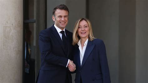 Мелони ще приеме Макрон в Рим идния вторник Новини бг