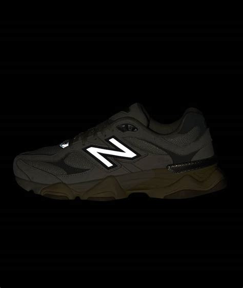 New Balance 9060 en color Blanco | SVD