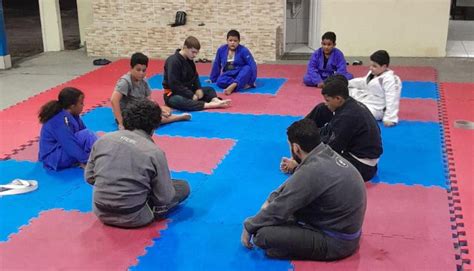 Projeto Oferece Aulas De Jiu Jitsu Gratuitas Para Jovens Em Vitória