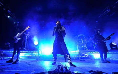 Who Is Sleep Tokens Lead Singer Unmasking The Identity Of Vessel