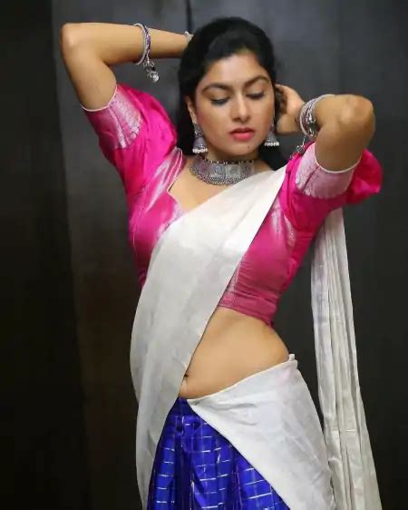 Akshatha Srinivas Top 20 Hot Pics And Photos