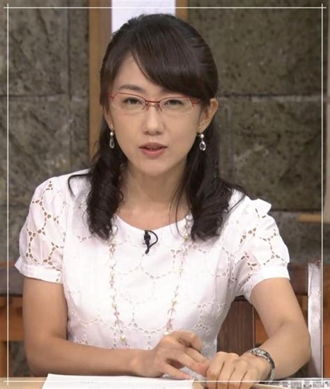 唐橋ユミアナの若い頃がかわいい！ニットやメガネなし画像も！