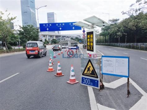 Solar LED Display Outstanding Solar Pole LED Display Linsn LED