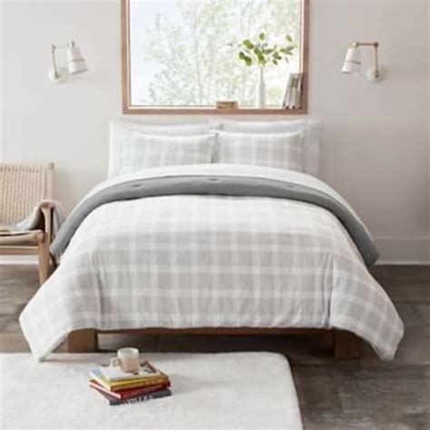 Ugg® Devon 2 Piece Reversible Stripe Twintwin Xl Comforter Set In Seal Grey Twin Xl Fred Meyer