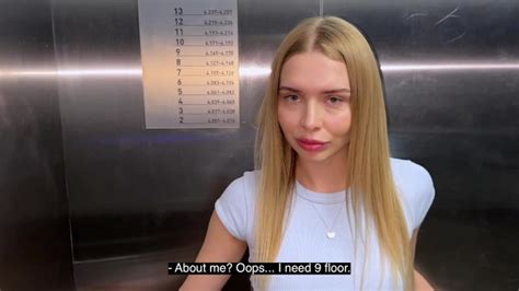 Pick Up A Stranger In The Lift The Quickest Way To Have Sex