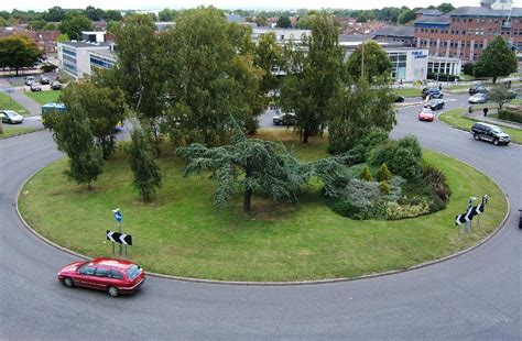 Drivers Are Now Realising Theyve Been Using Roundabouts Wrong