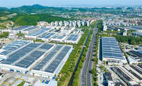浙江宁波：屋顶上的“阳光生产线” 人民图片网