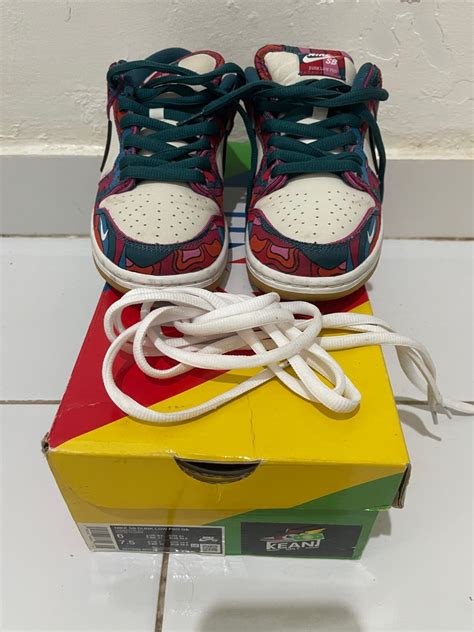 Nike Sb Dunk Low Pro Qs Fesyen Pria Sepatu Sneakers Di Carousell