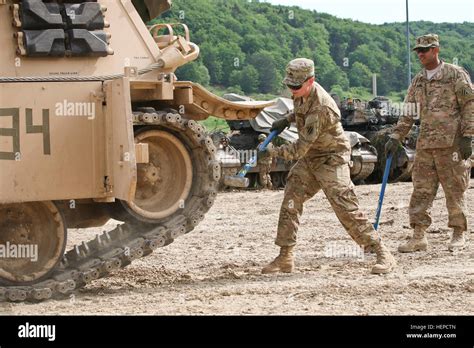 Us Army Sgt Kenneth Shanklinfeming A 19k M1 Armor Crewman” Hammers