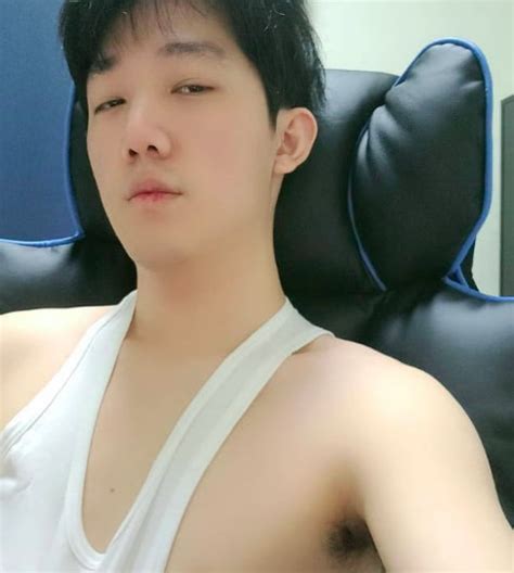 인터넷 방송인 신태일 프로필 나이 키 극단적 자극 방송의 원조 생방송 체포 논란 근황 네이버 블로그