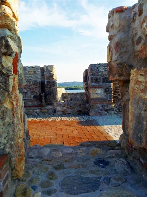 Cetatea Medievală Drobeta Turnu Severin “la Ruine” Calin Ciabai