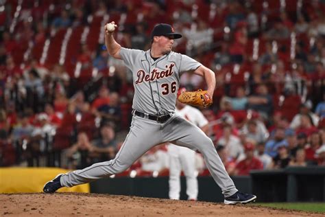 Reliever Kyle Funkhouser Is Throwing Again Hopes To Join Detroit