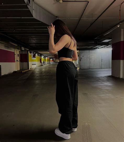 Pin By ﺧـۛݪـﯢډئ۬ اެݪـﺣـٌ۬ﻟـﺒـ۪۬يُ²⁴ On ه Instagram Outfits