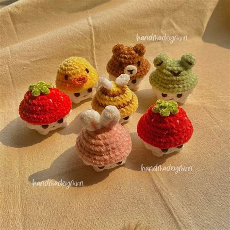 Crochet Cute Mushroom Keychain Mushroom Wear Hat Keychain Handmade