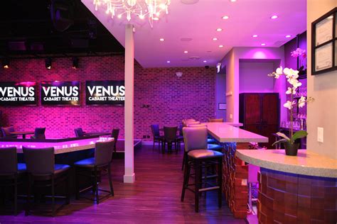 Photos — Mercury Theater Chicago