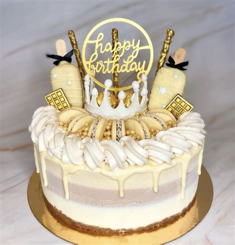 Pin By Malak On Birthdays Birthday Cake Desserts Cake