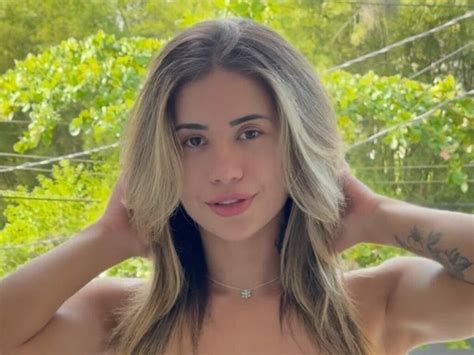 Miss Bumbum Que Fez Contrato Para Sexo 5 Vezes Ao Dia Tem Vídeo De Transa Grupal Com Irmã O Tempo