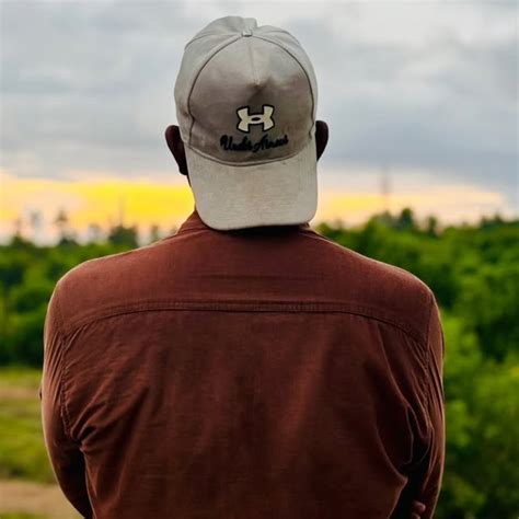 👁️⃤ Shine Dcruzz • Threads Say More