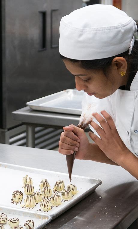 Home Oohasri Akhila Kondisetty