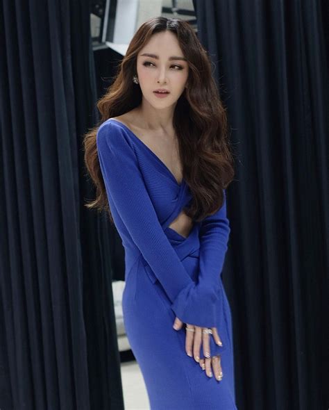 เป้ย ปานวาด ปล่อยซีนเด็ด สวมบิกินี่ครึ่งท่อนอวดอึ๋ม แซ่บเว่อร์