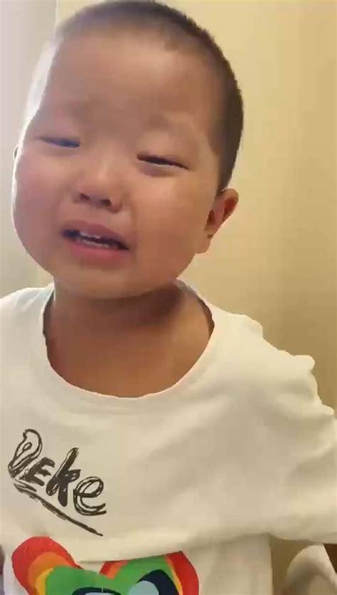 叔叔阿姨，哥哥姐姐，帮帮我，我想活下去长大以后回馈社会 母婴育儿 萌宝 好看视频